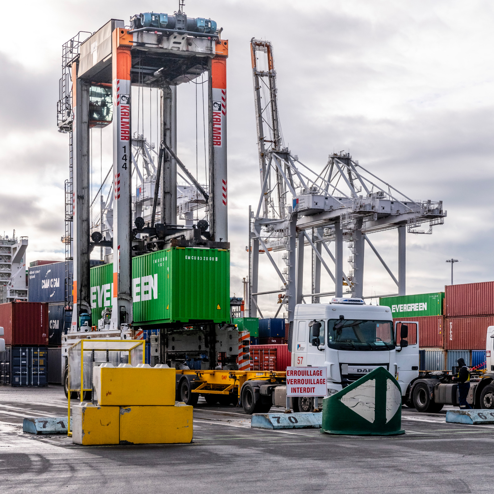 Manutention de conteneurs - GMP